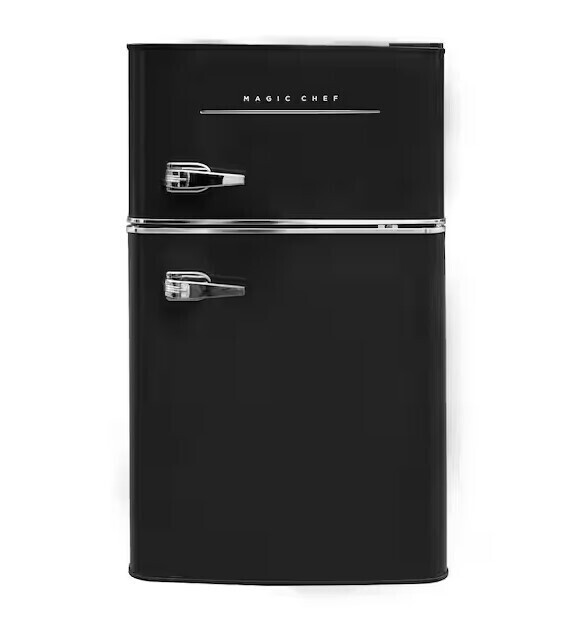 Magic Chef Retro 3.2 Cu. Ft. 2 door Mini Fridge in Black On Working New ...