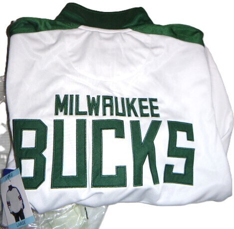 NBA MEN'S GIII TRACK JACKET - Milwaukee Bucks New With Tags Size Large $199